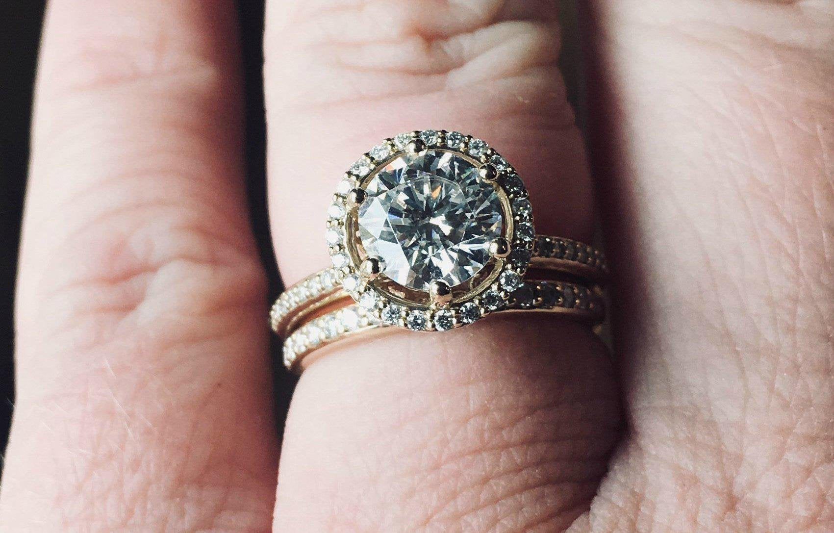 Amanda – FIRE & BRILLIANCE